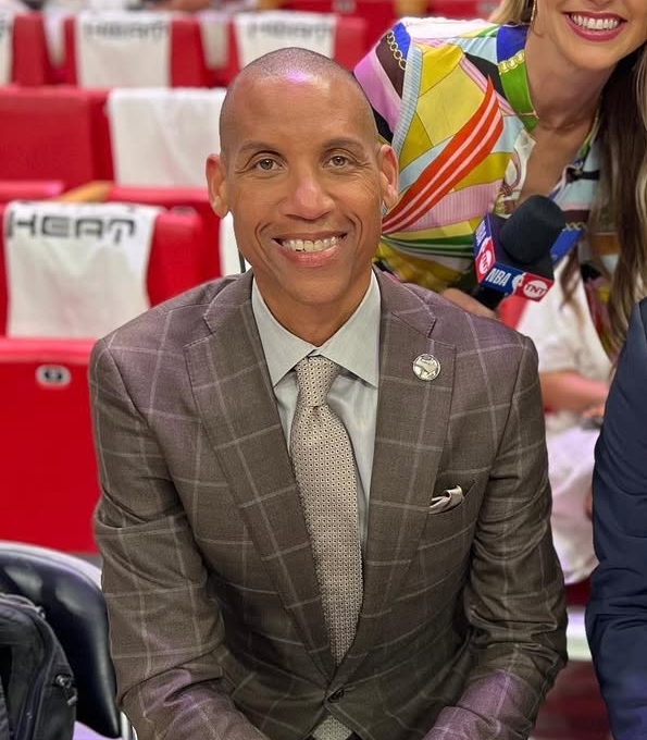 BREAKING:OMG Indiana Pacers Legend and Star Reggie Miller has been ...